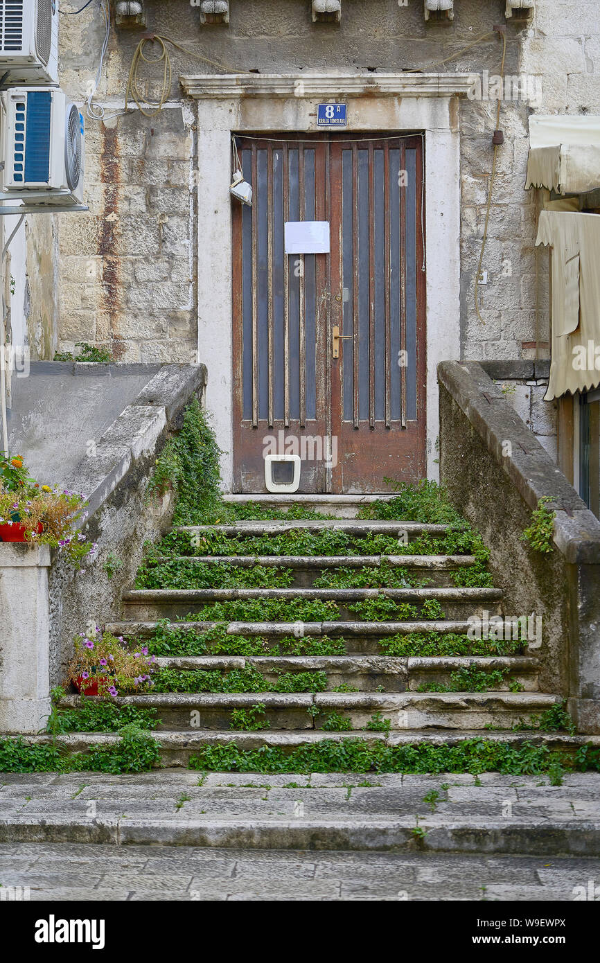 Streets of Split city. Croatia Stock Photo - Alamy