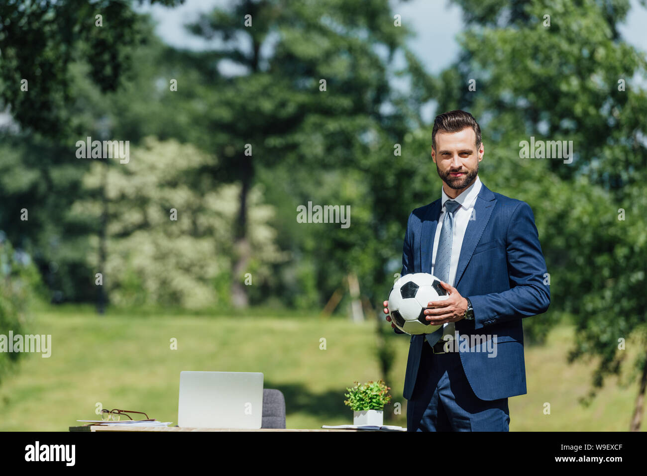 Football manager chair hi-res stock photography and images - Alamy