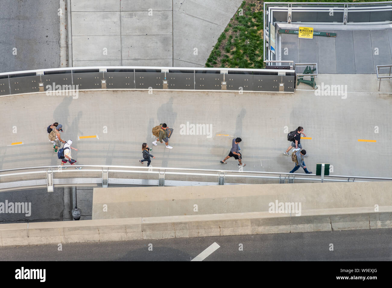 Pedestrians architecture hi-res stock photography and images - Alamy