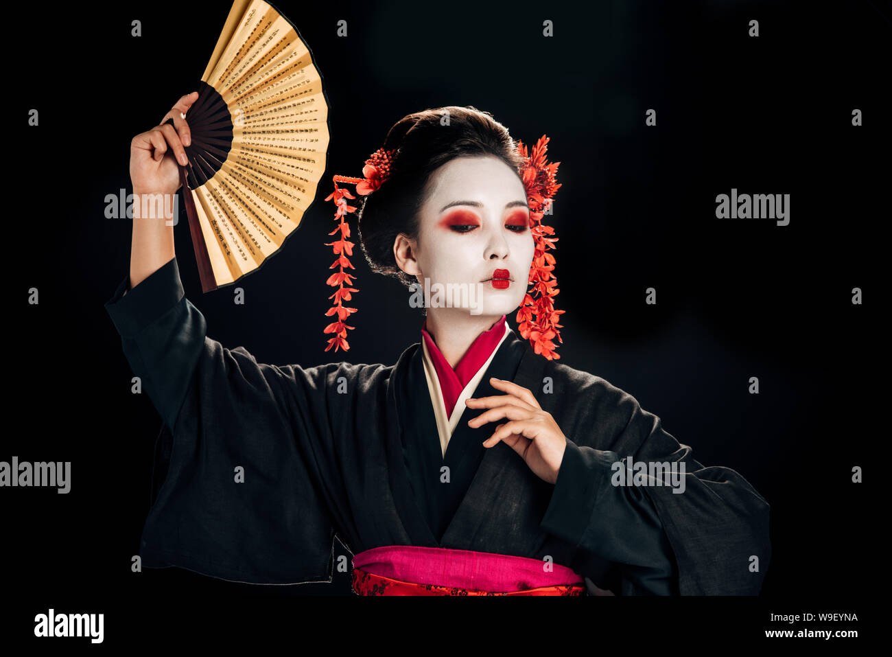 Beautiful geisha dancing fan hi-res stock photography and images - Alamy