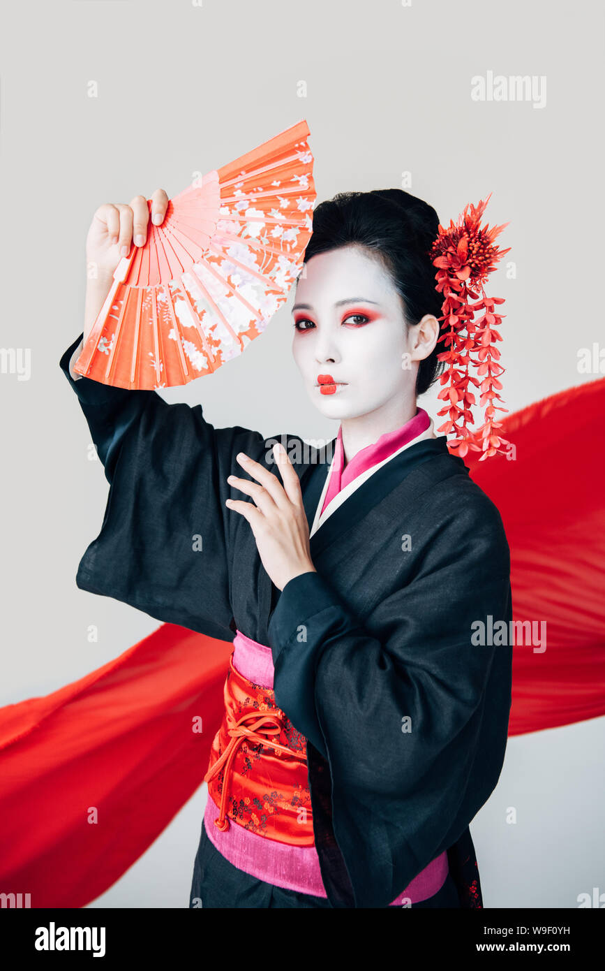 Beautiful geisha dancing fan hi-res stock photography and images - Alamy