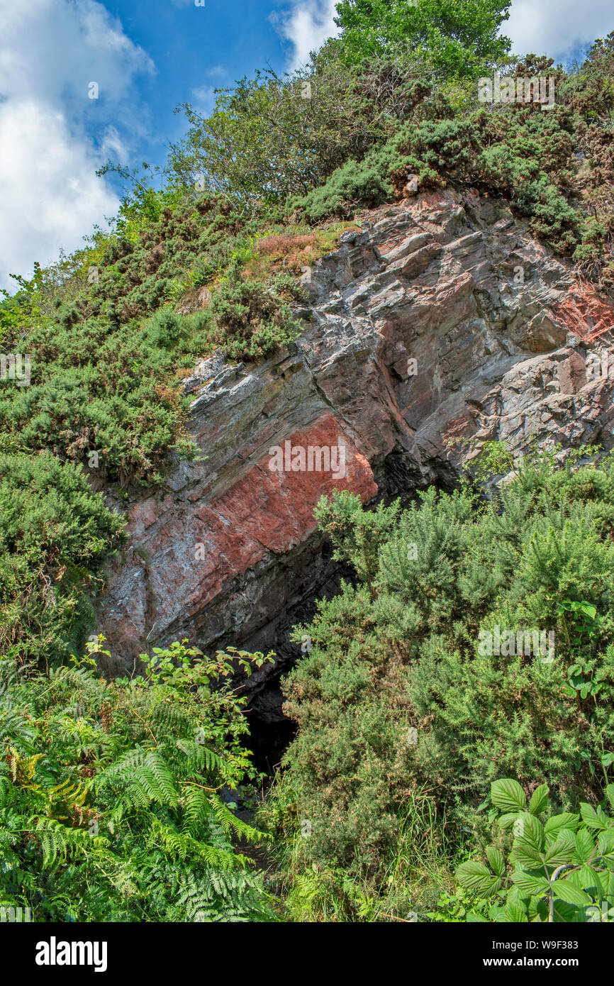 Rosemarkie beach caves hi-res stock photography and images - Alamy