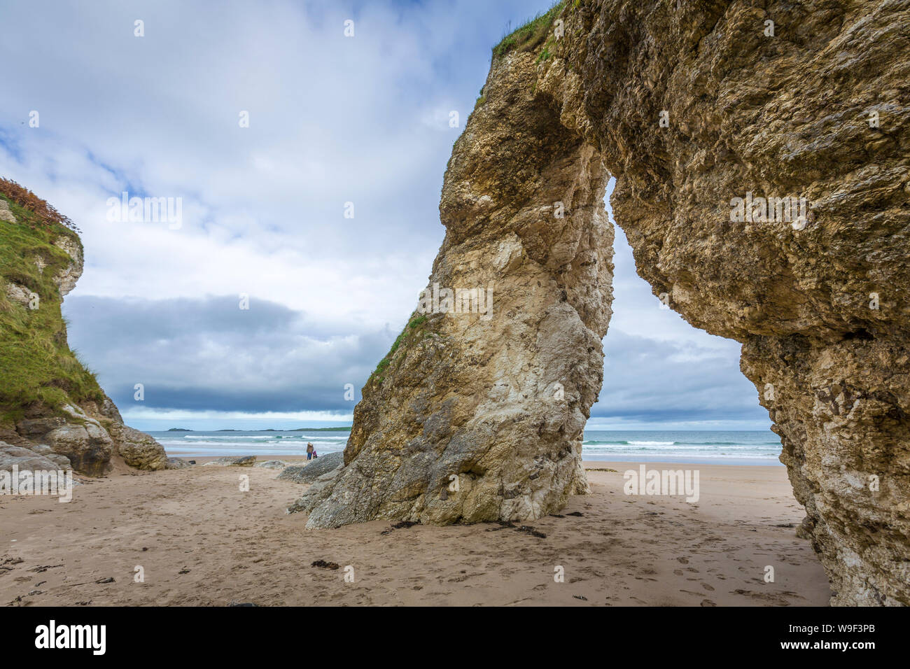 White rocks near portrush hi-res stock photography and images - Alamy