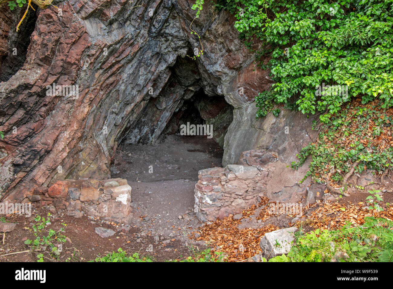 Rosemarkie caves hi-res stock photography and images - Alamy