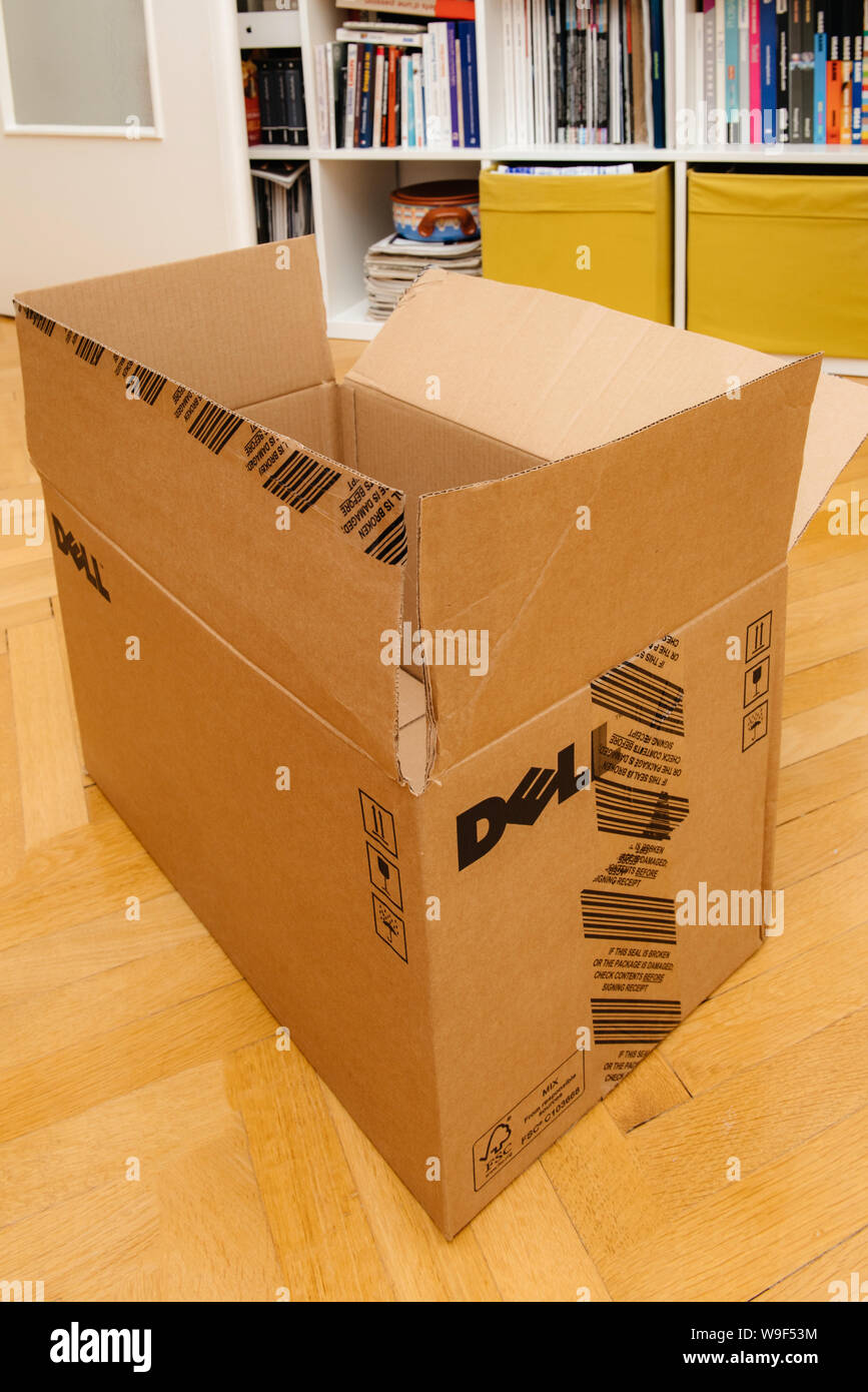 Unboxed corrugated hi-res stock photography and images - Alamy