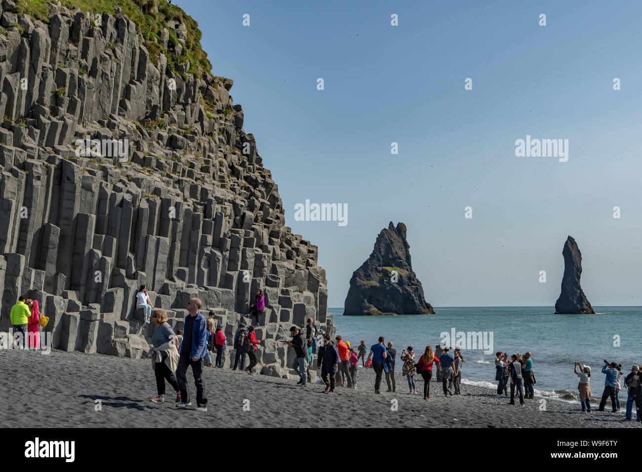 Reynisfjara Beach and Reynisdrangar Rocks, near Vik, Iceland Stock ...