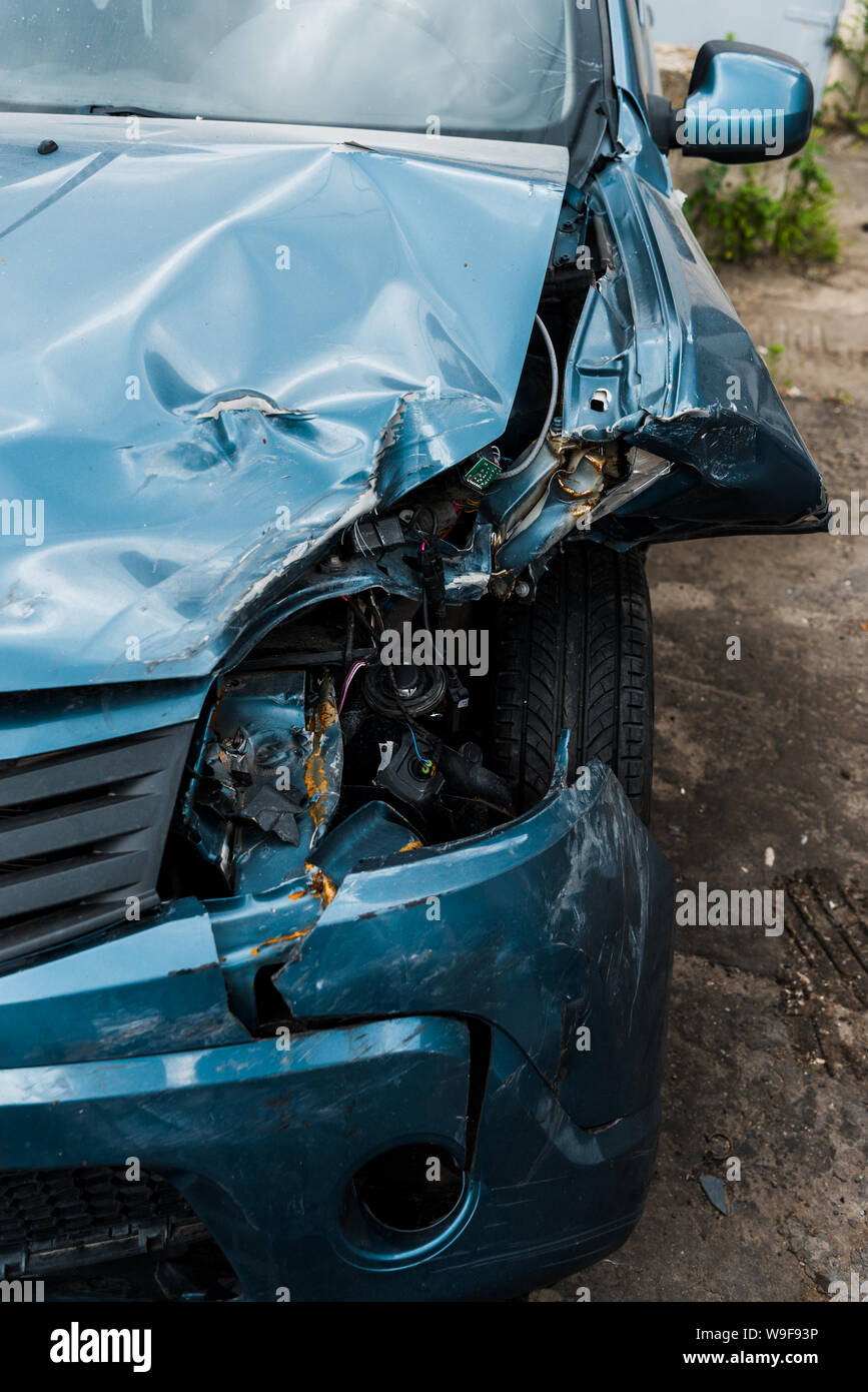 selective focus of crashed blue auto after car accident Stock Photo - Alamy
