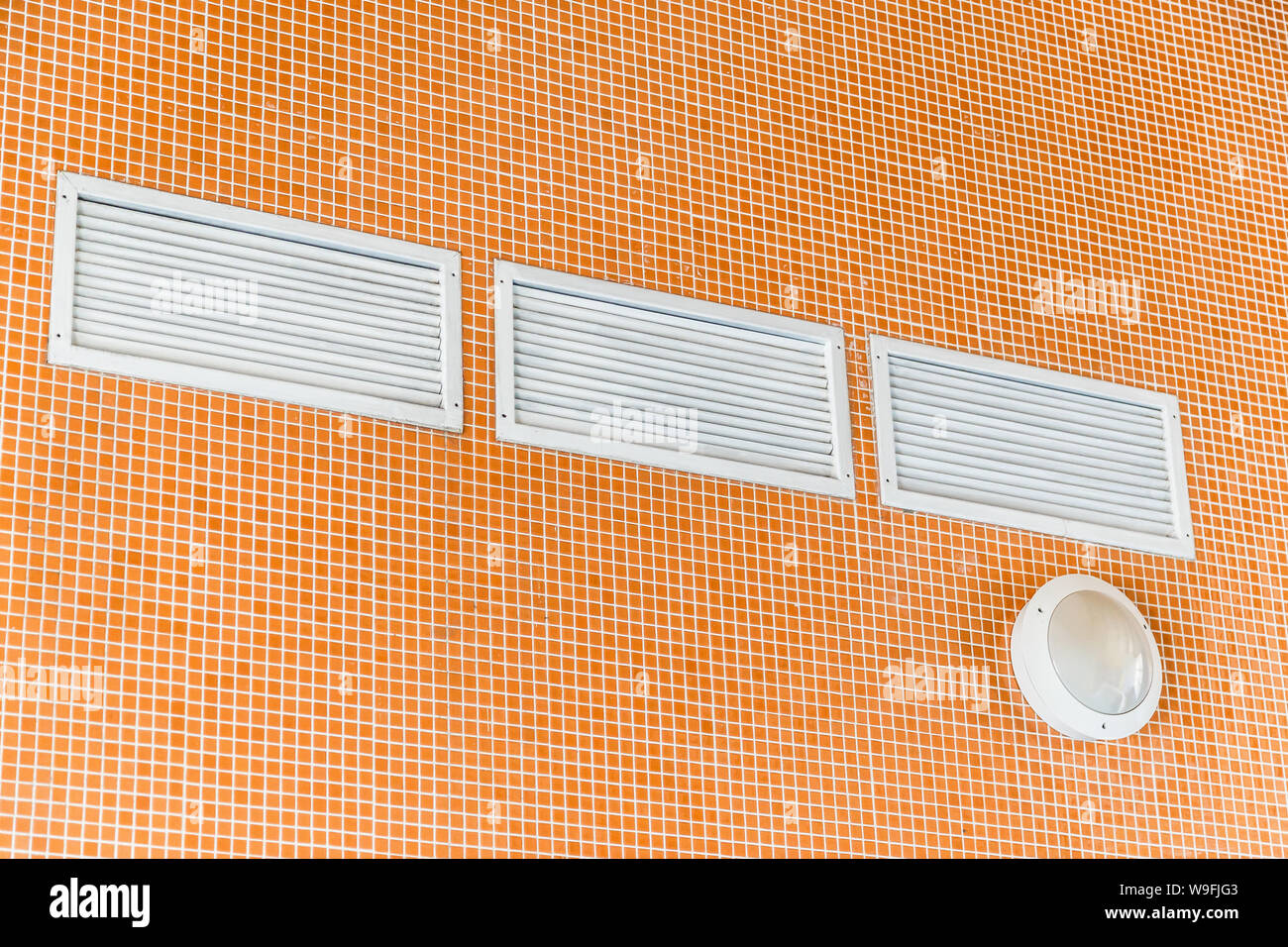 Wall vent hi-res stock photography and images - Alamy