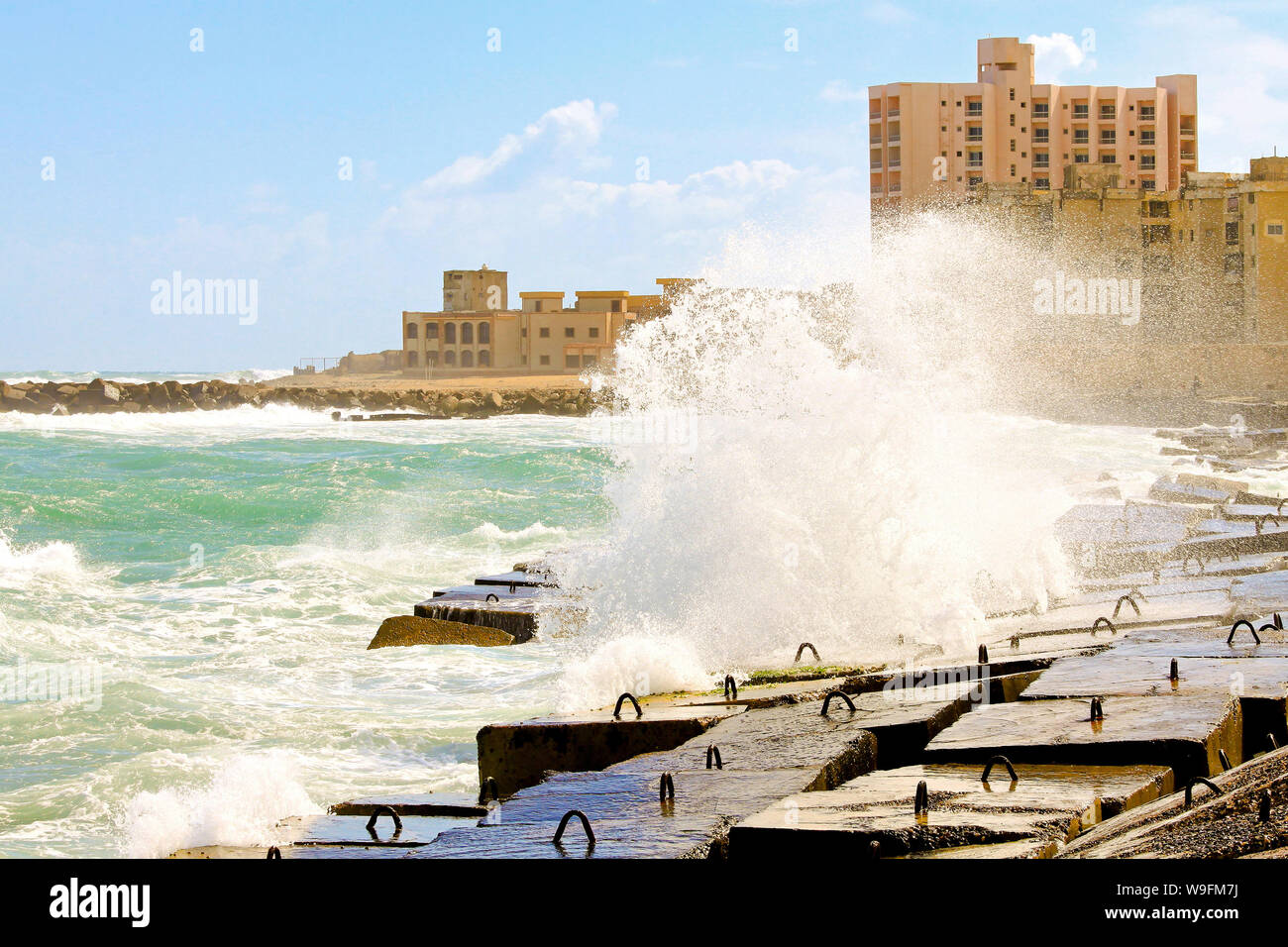 Wave break embankment hi-res stock photography and images - Alamy