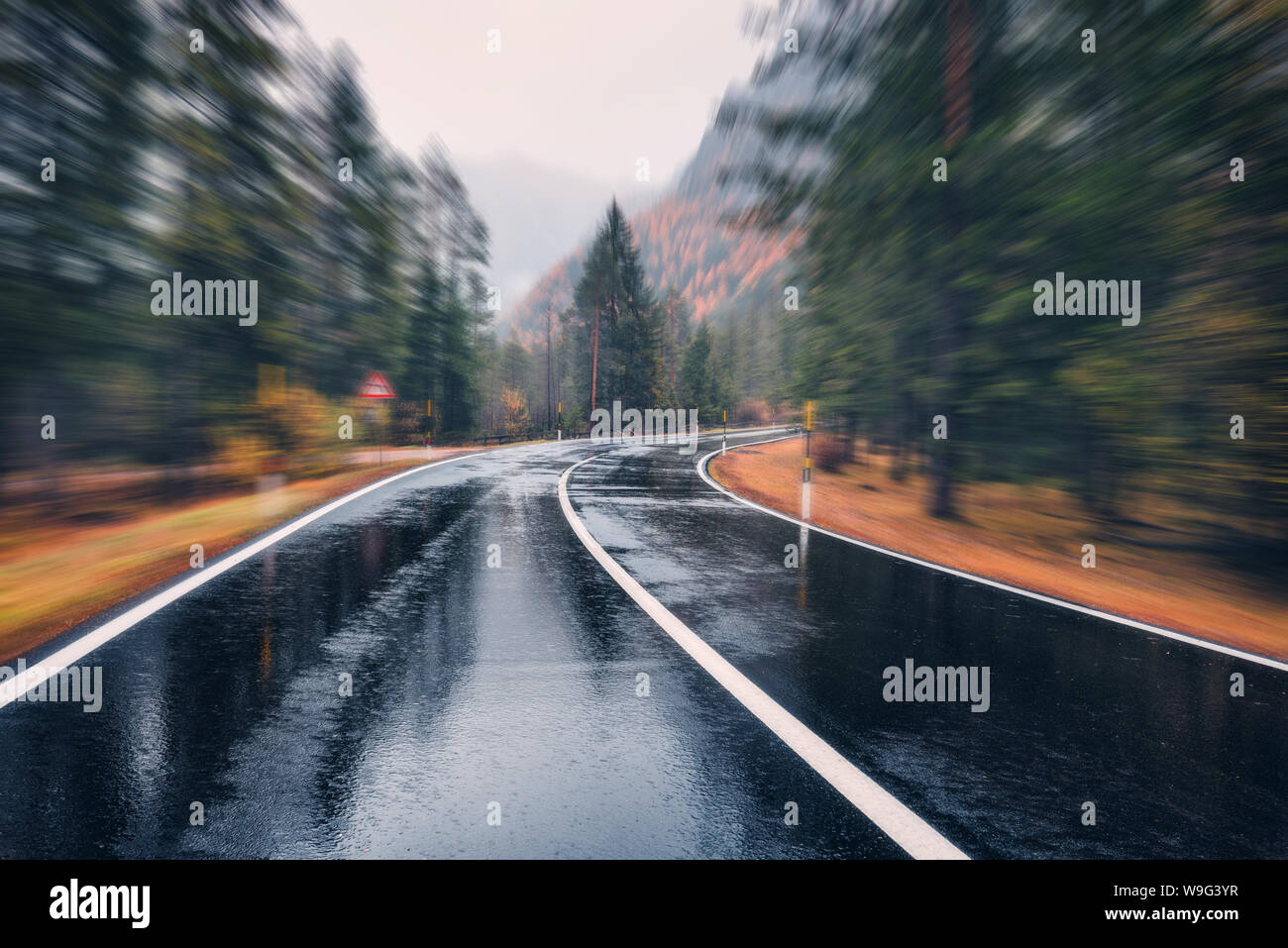 Motion blurred road hi-res stock photography and images - Alamy