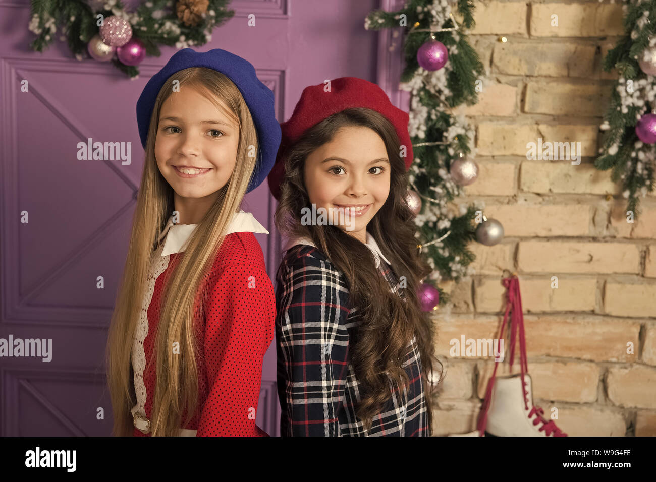 French style icons. Fashion girls with beauty look. French style girls ...