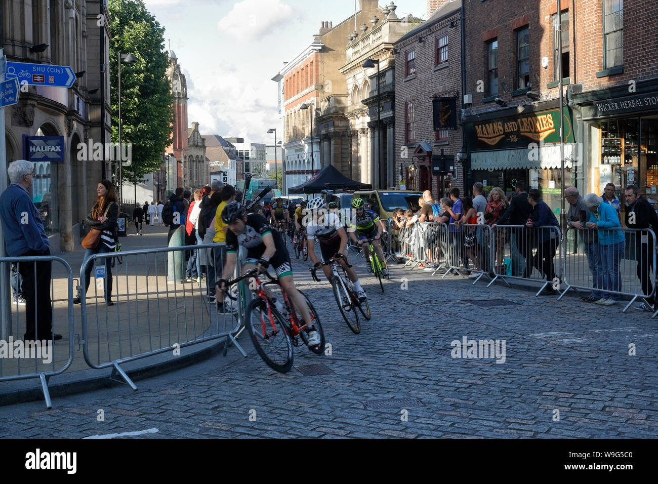 British cycling hi-res stock photography and images - Alamy
