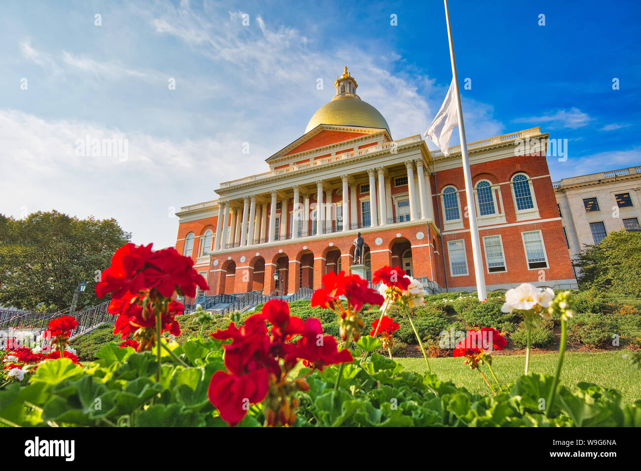Massachusetts capital building hi-res stock photography and images - Alamy