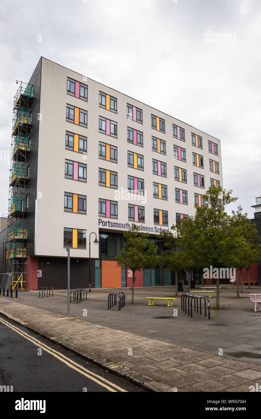 University of portsmouth building hi-res stock photography and images ...