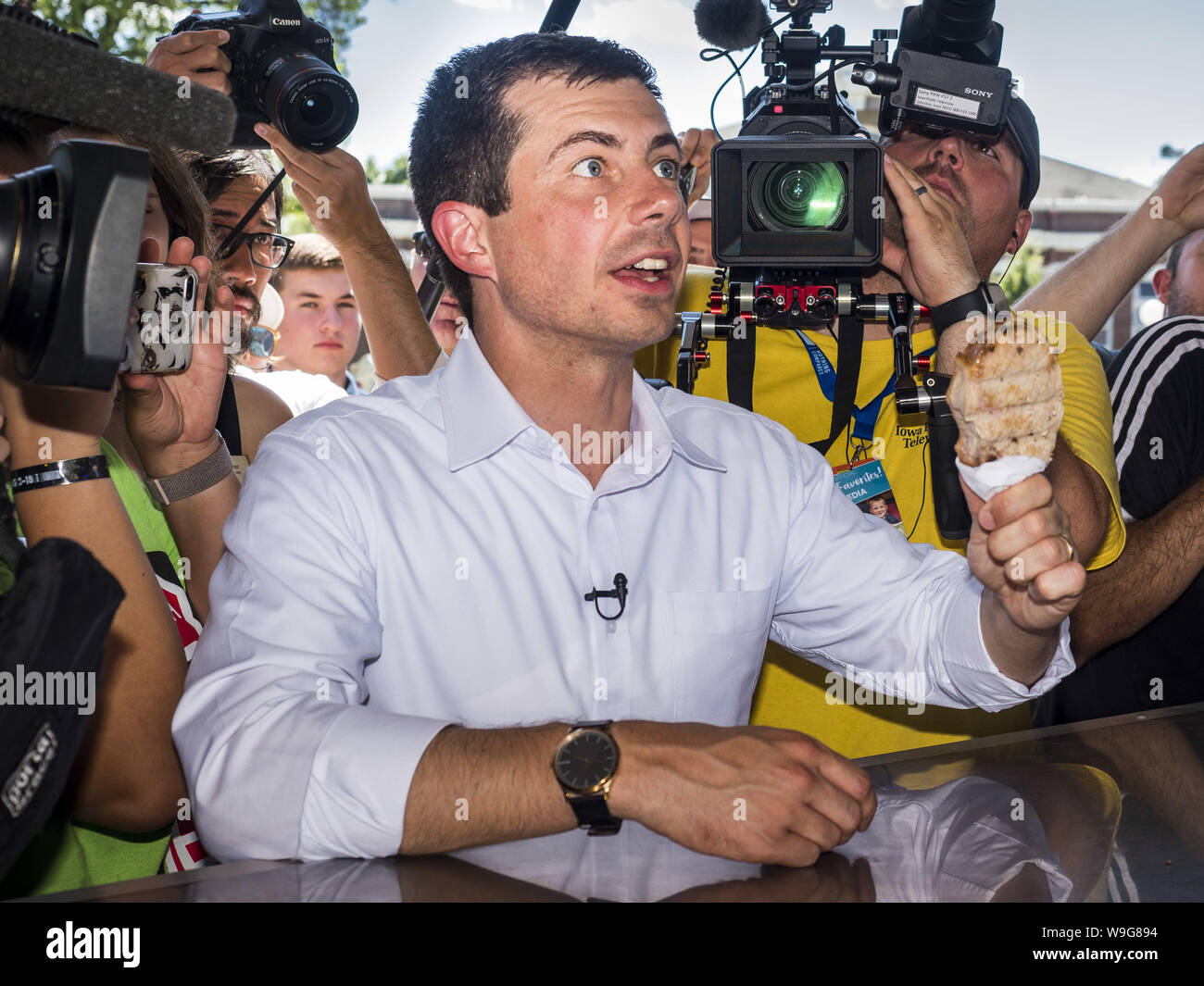 Des Moines, Iowa, USA. 13th Aug, 2019. PETE BUTTIGIEG with the ''pork ...