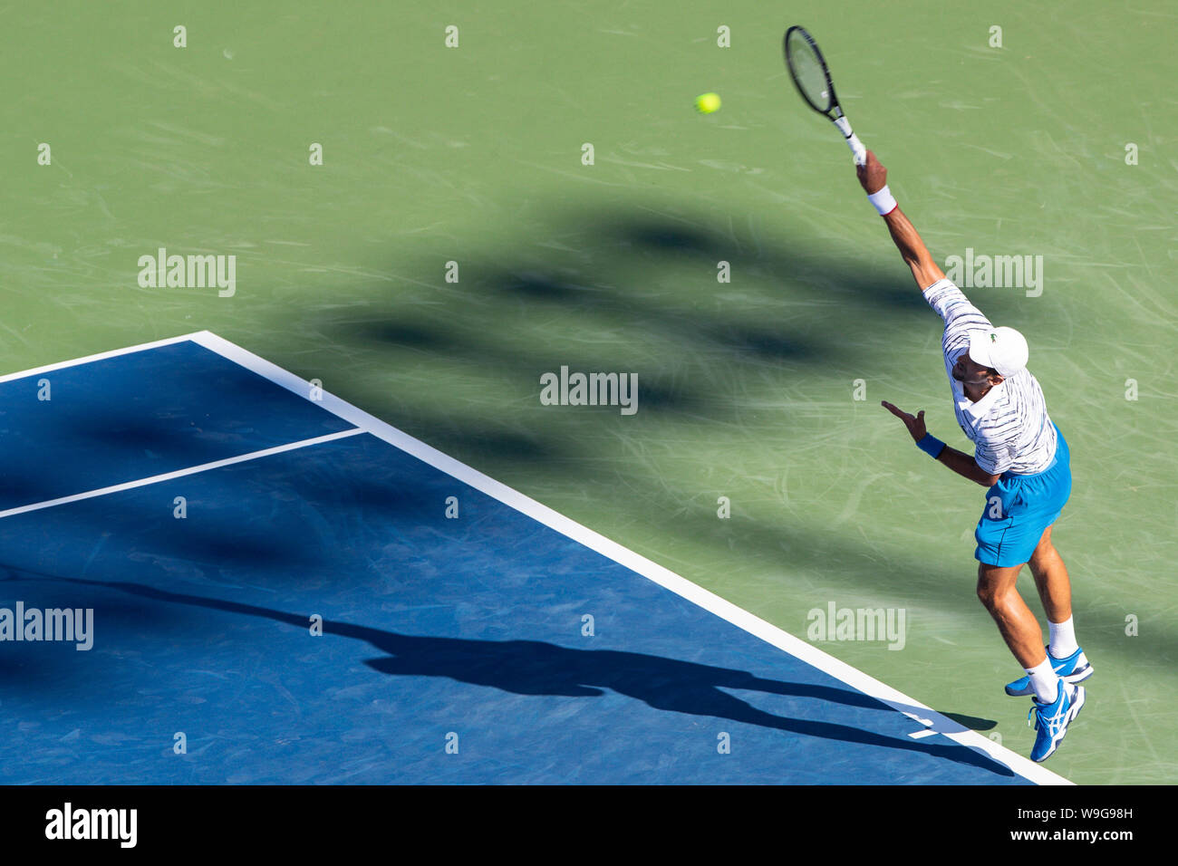 Mason, Ohio, USA. 13th Aug, 2019. Novak Djokovic (SRB) serves during ...