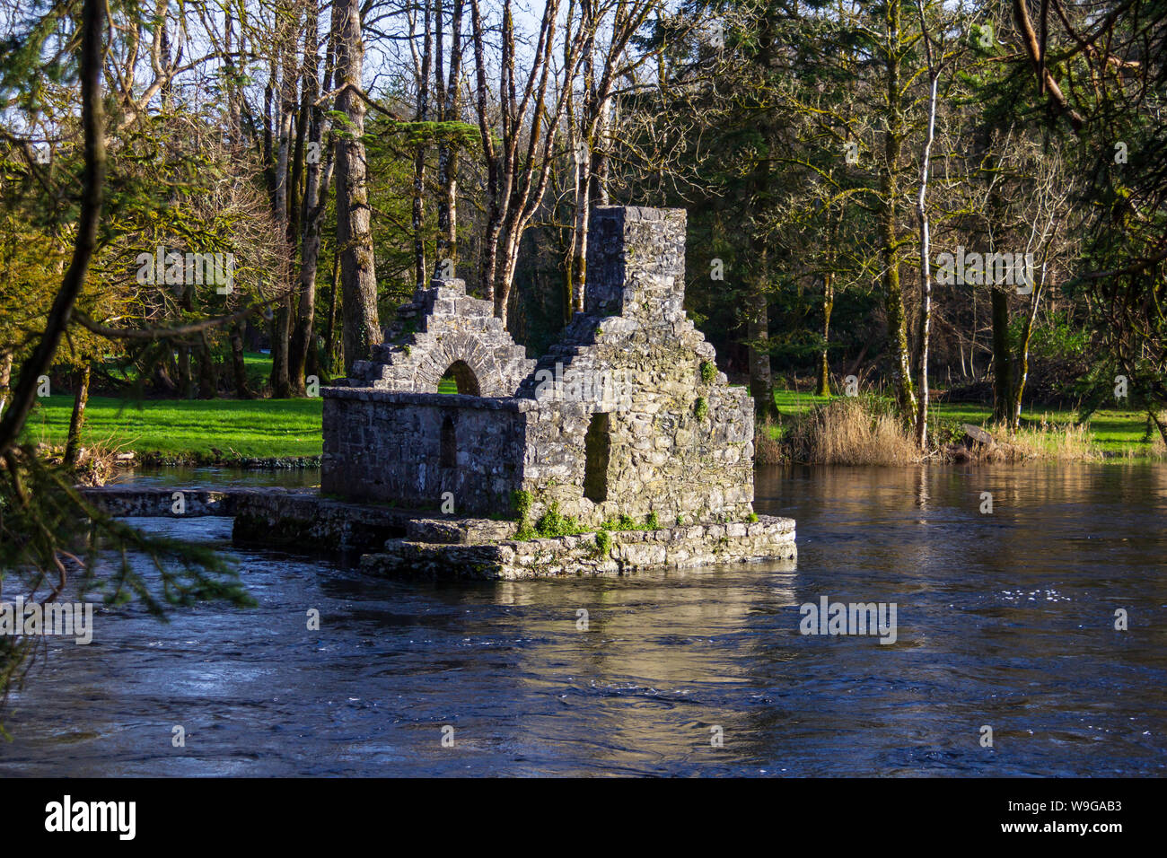 The monks fishing house hi-res stock photography and images - Alamy
