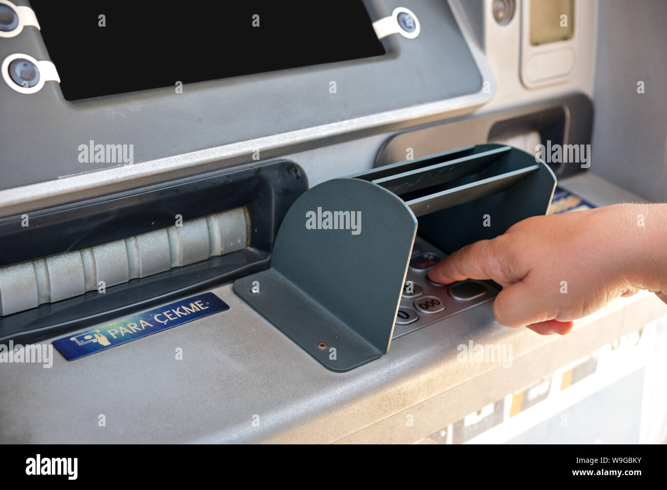 Atm transaction hi-res stock photography and images - Alamy