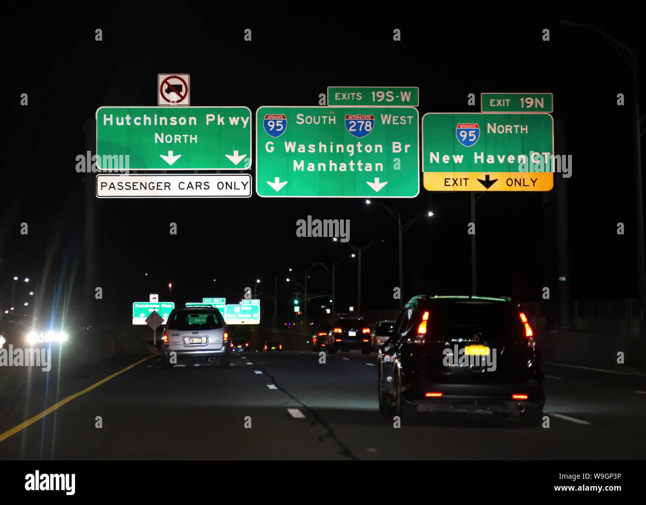 Interstate highway signs hi-res stock photography and images - Alamy