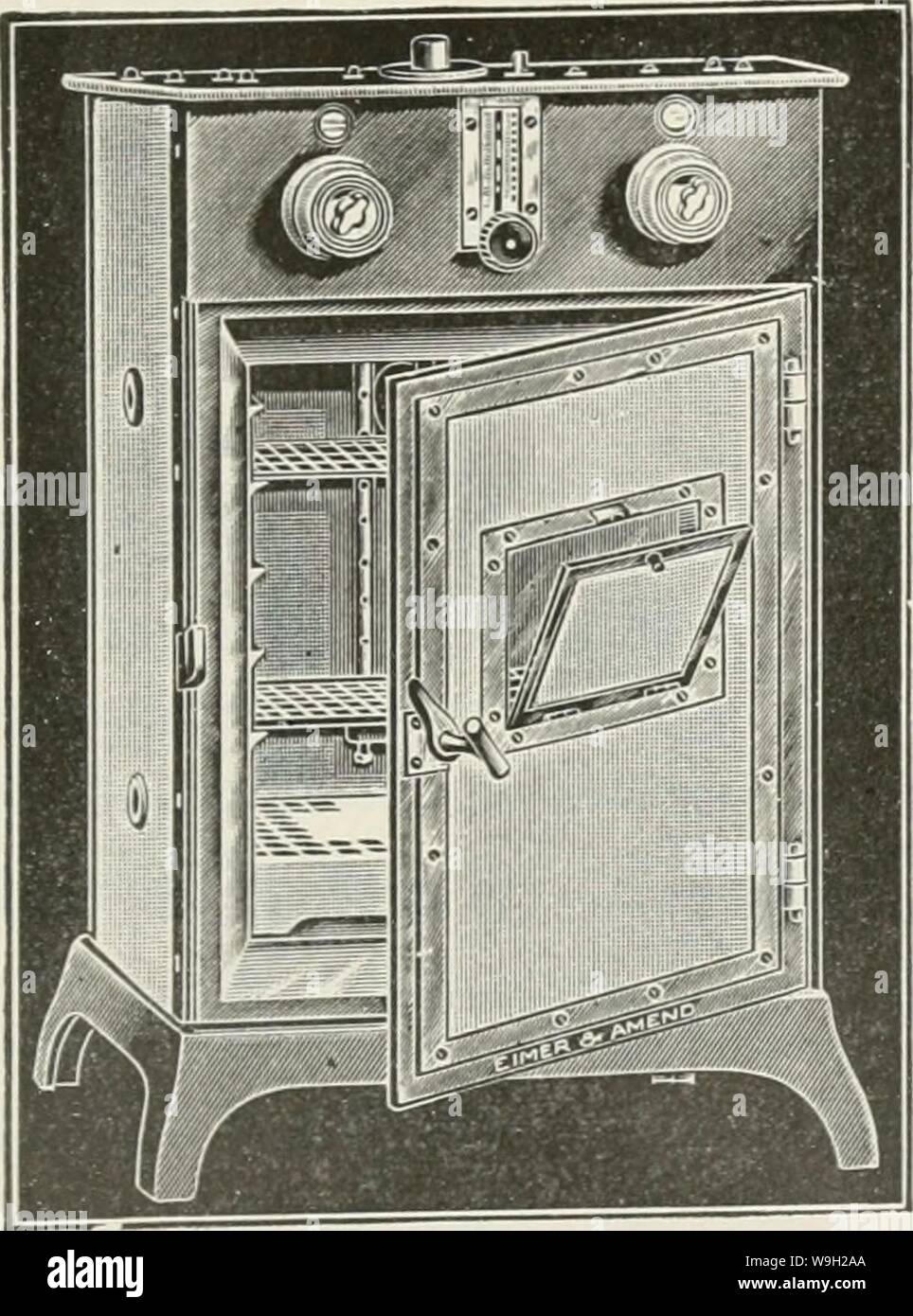 Turnure hi-res stock photography and images - Alamy