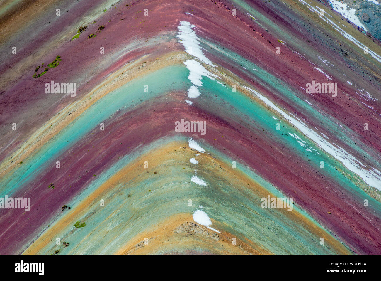 striped natural pattern of Rainbow mountain in Peru Stock Photo - Alamy