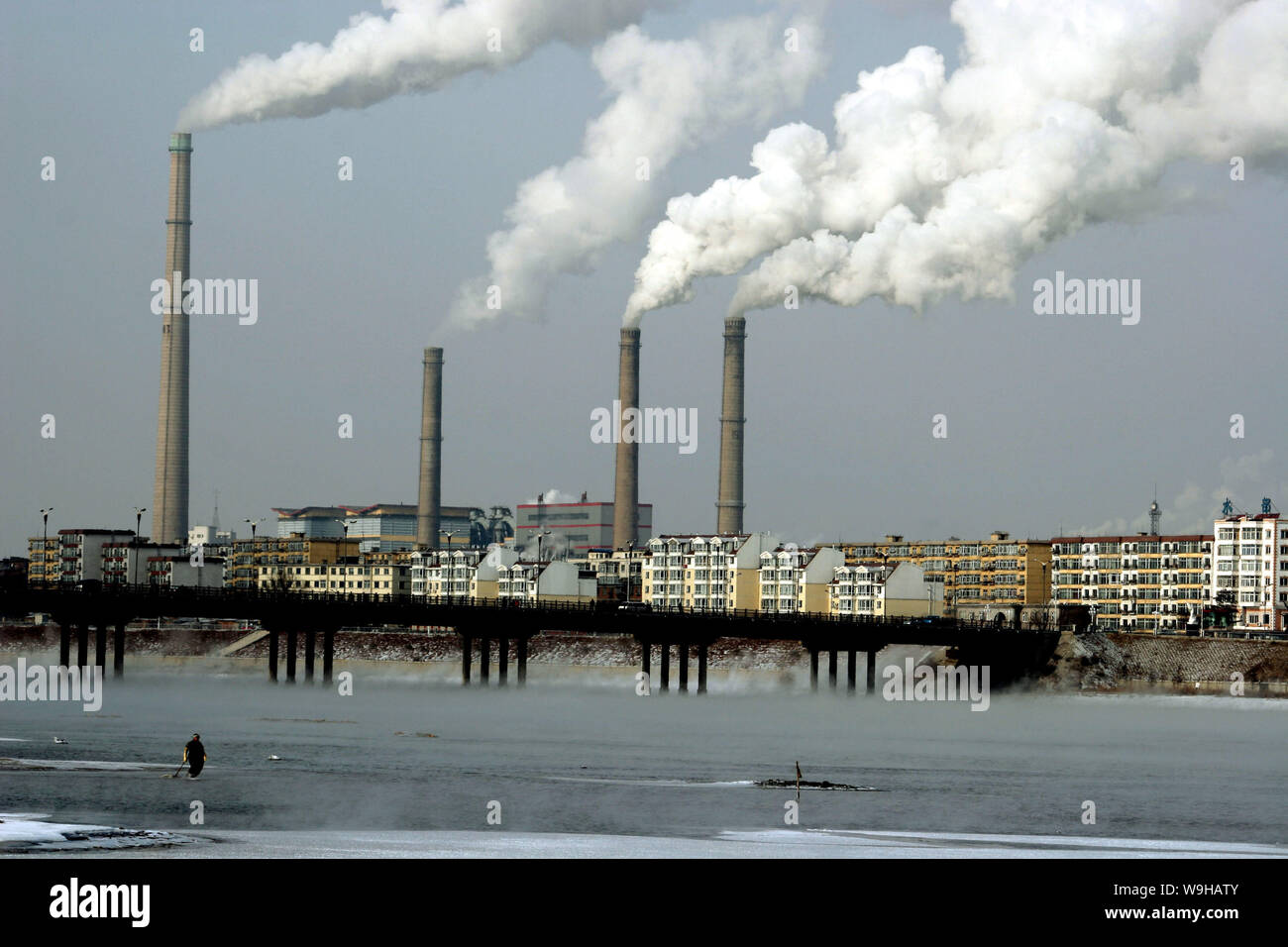 Pollution in the songhua river hi-res stock photography and images - Alamy