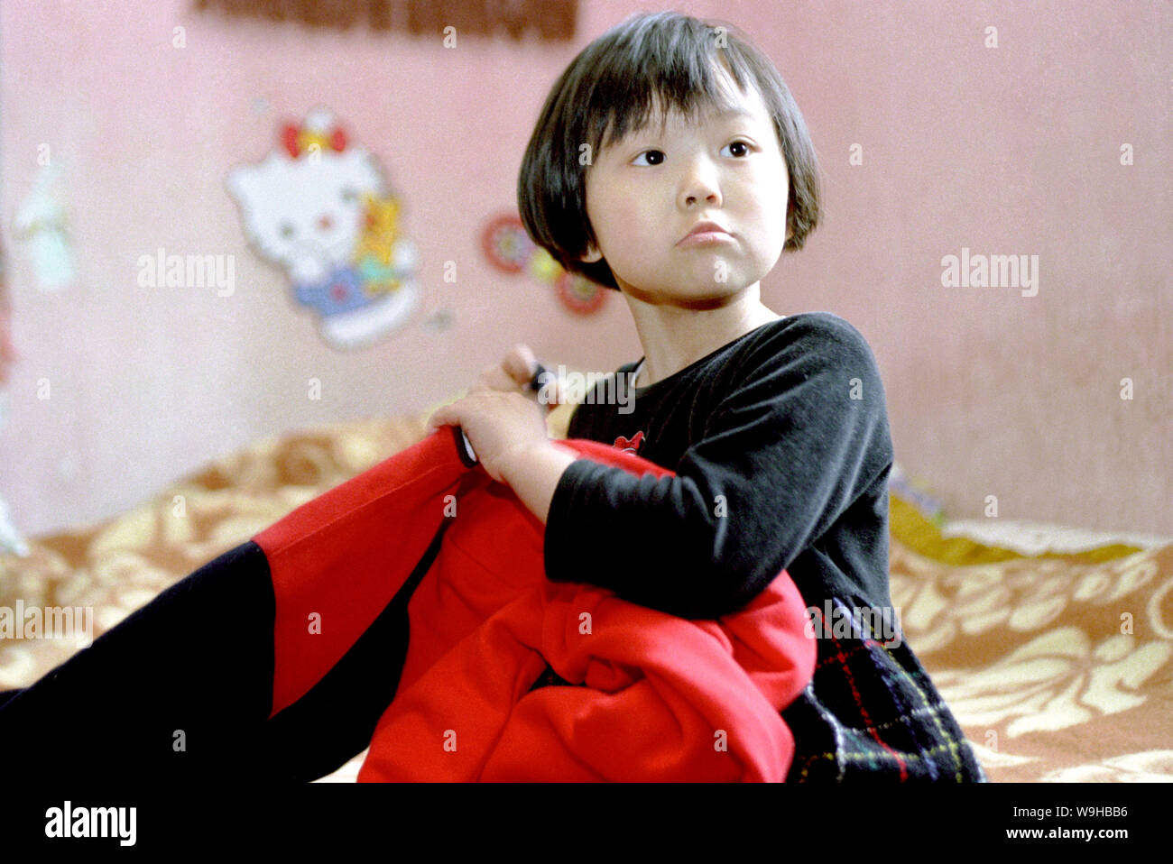 A Chinese spoiled girl refuses to dress herself at home in Shanghai ...