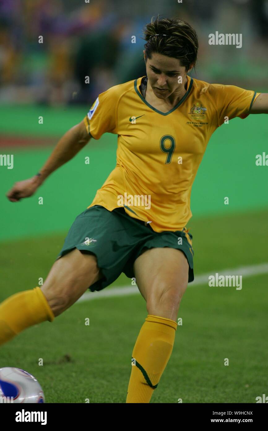 Sarah walsh hi-res stock photography and images - Alamy