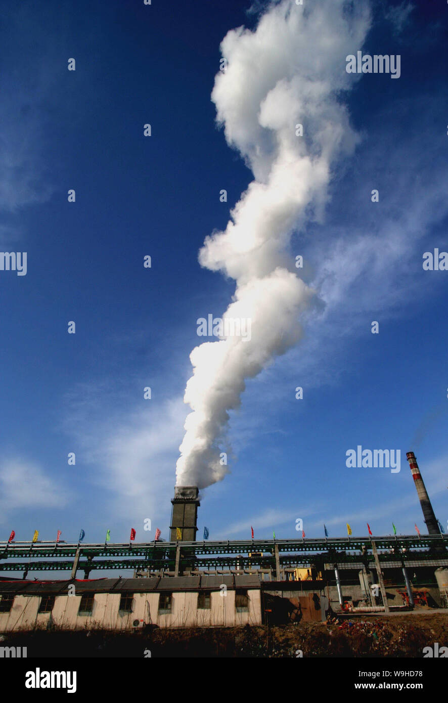 Exhausted gas hi-res stock photography and images - Alamy