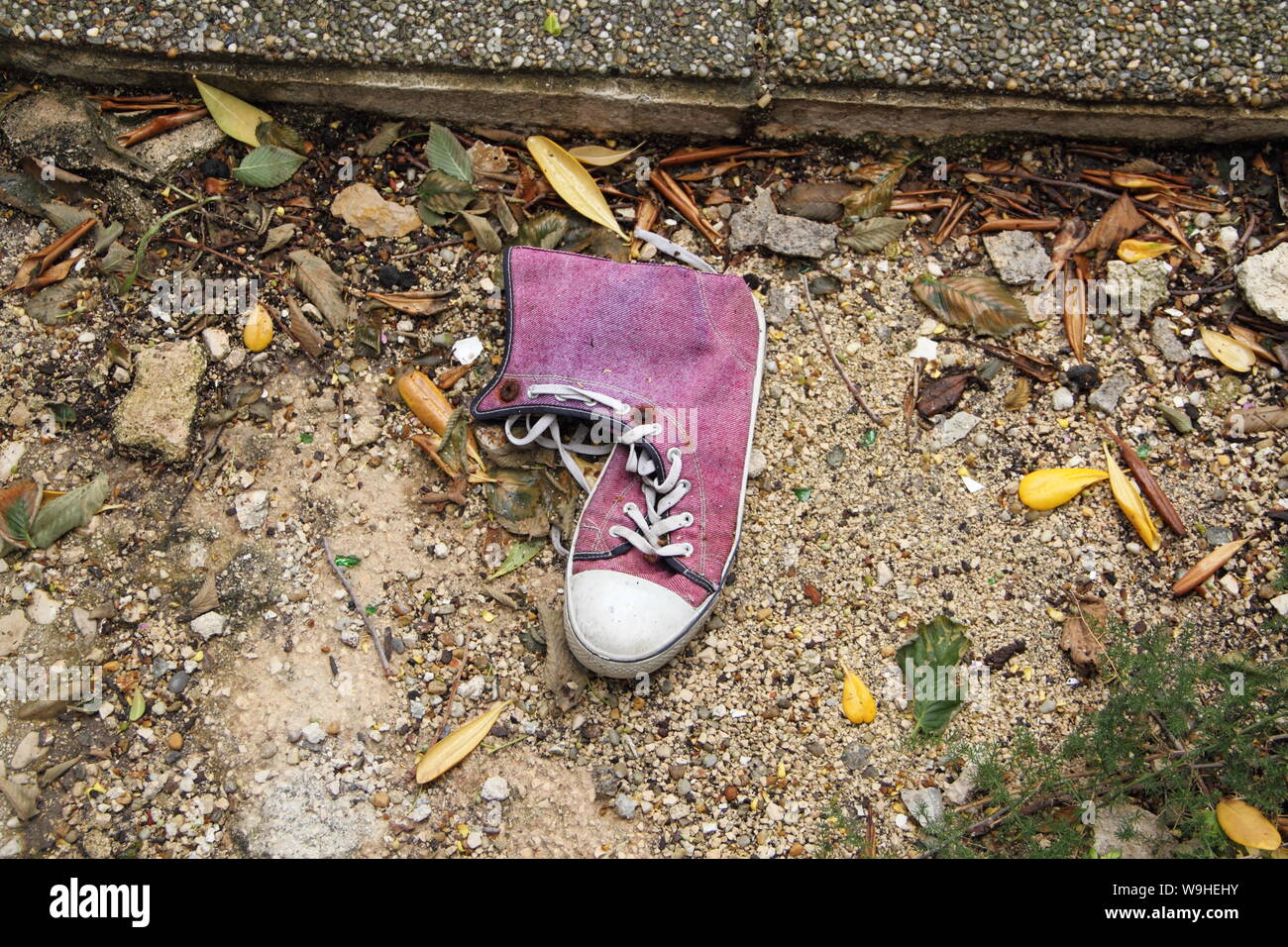 Lost shoe girl hi-res stock photography and images - Alamy