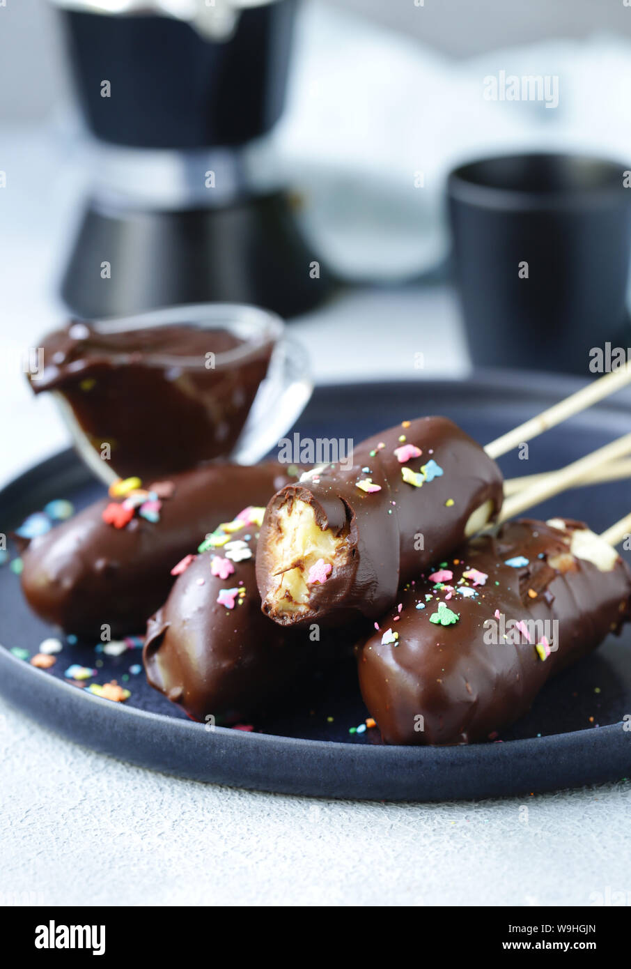 Banana dessert chocolate banana pops hi-res stock photography and images - Alamy