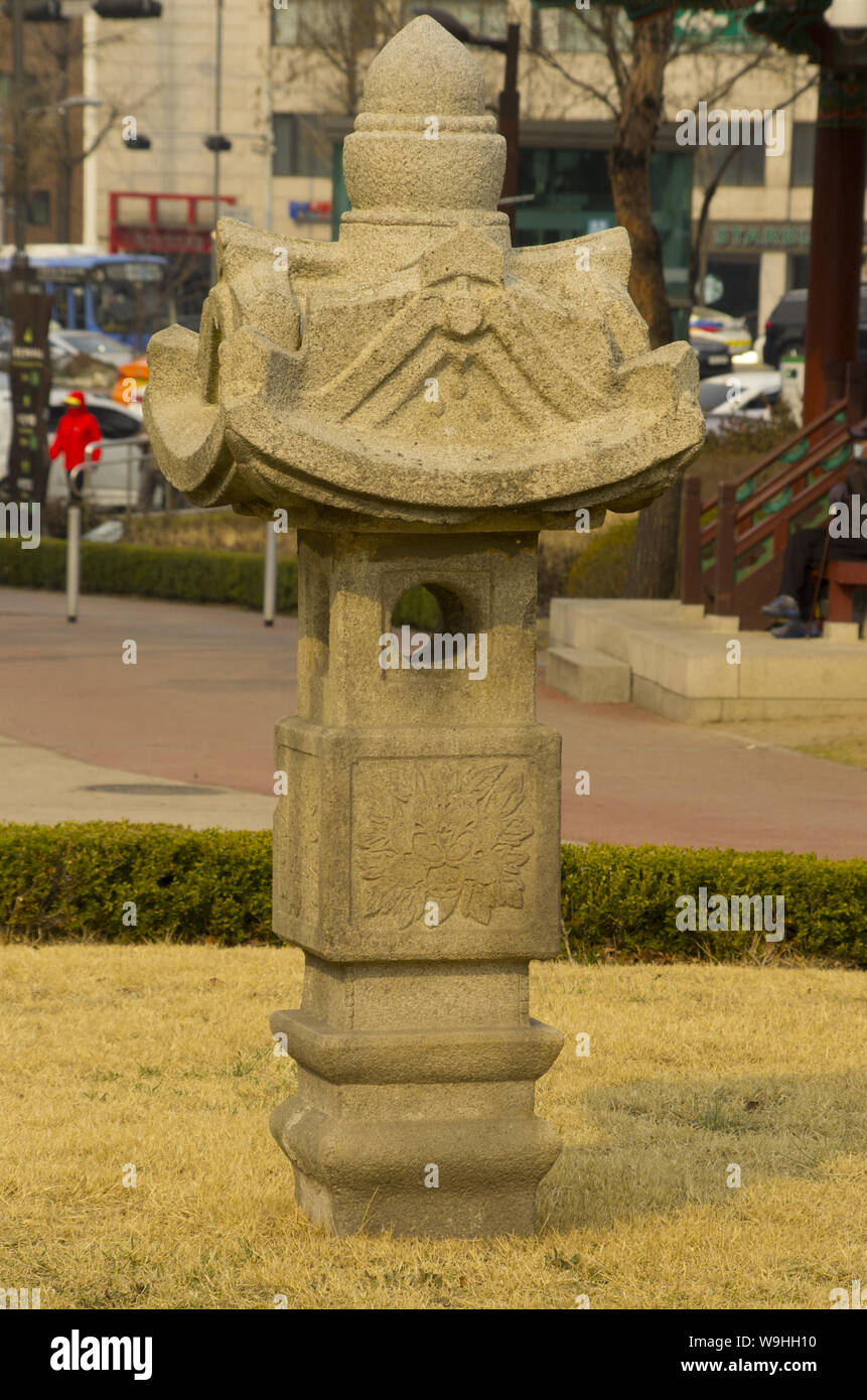 old stone lamp in korea Stock Photo - Alamy