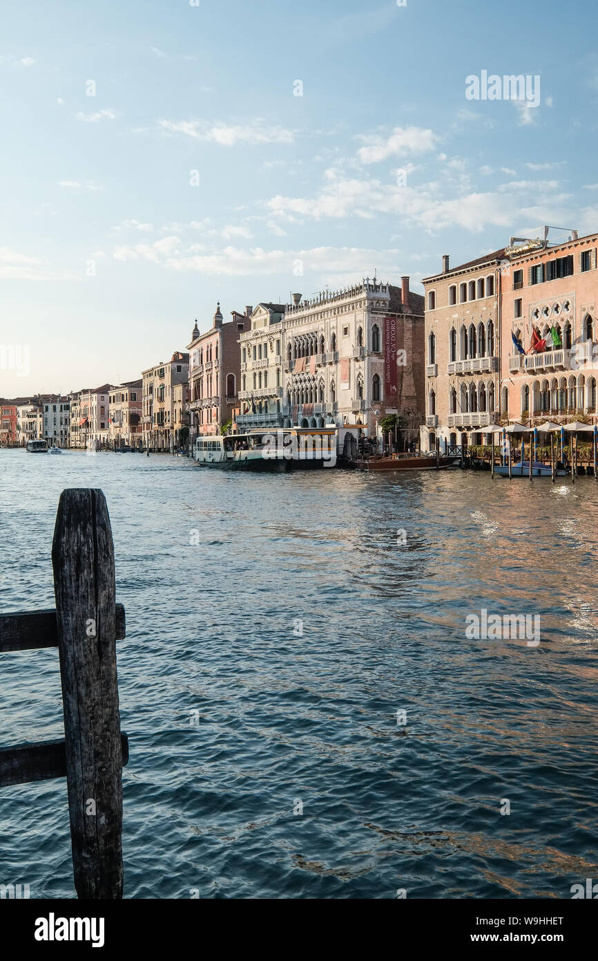 Venice grand canal palace architecture hi-res stock photography and ...