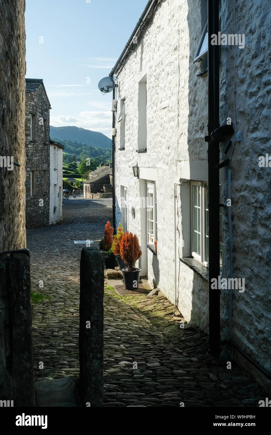 Dent village yorkshire dales cumbria hi-res stock photography and ...