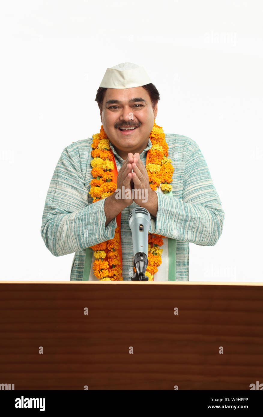 Welcome at podium hi-res stock photography and images - Alamy