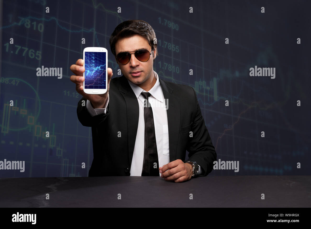 20 on screen showing hi-res stock photography and images - Alamy