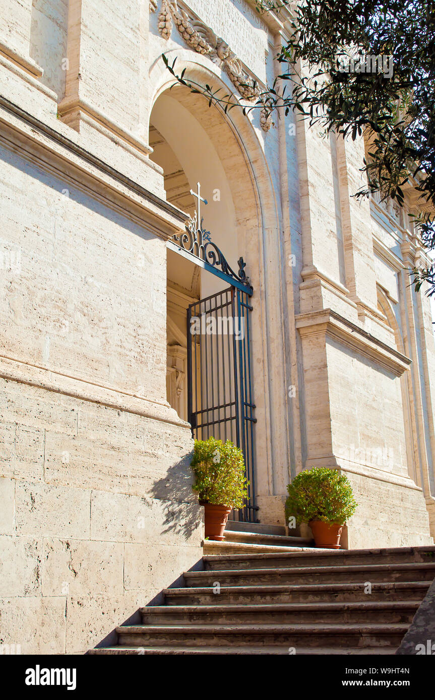 Basilica romana hi-res stock photography and images - Alamy