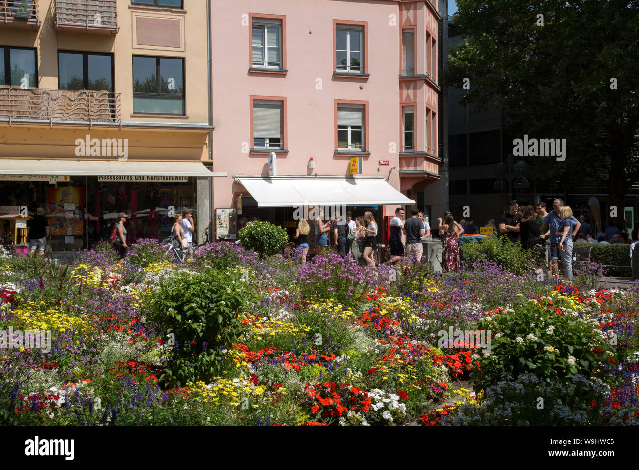 Market square mainz germany hi-res stock photography and images - Alamy