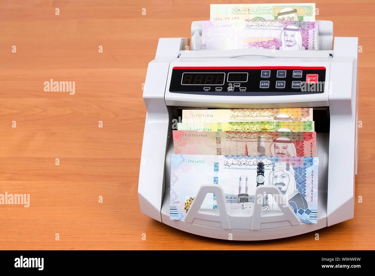 Saudi riyal hi-res stock photography and images - Alamy