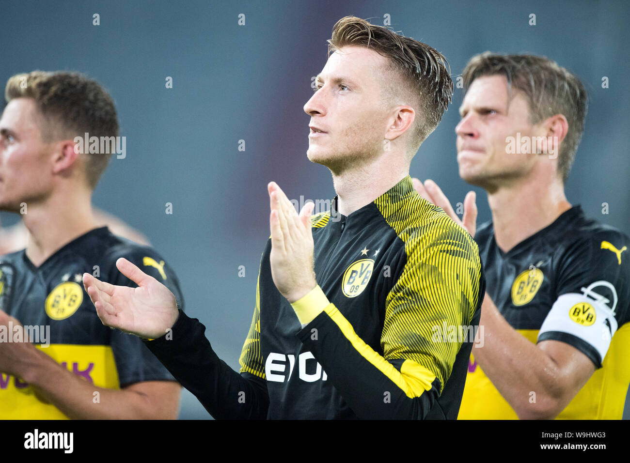 Sport football football shirt 1 2 half length hi-res stock photography ...