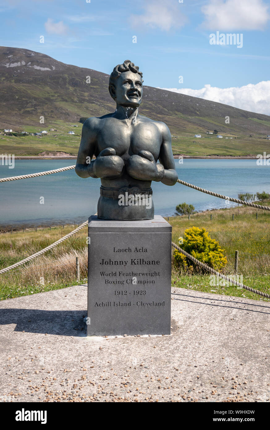 Kilbane statue hi-res stock photography and images - Alamy