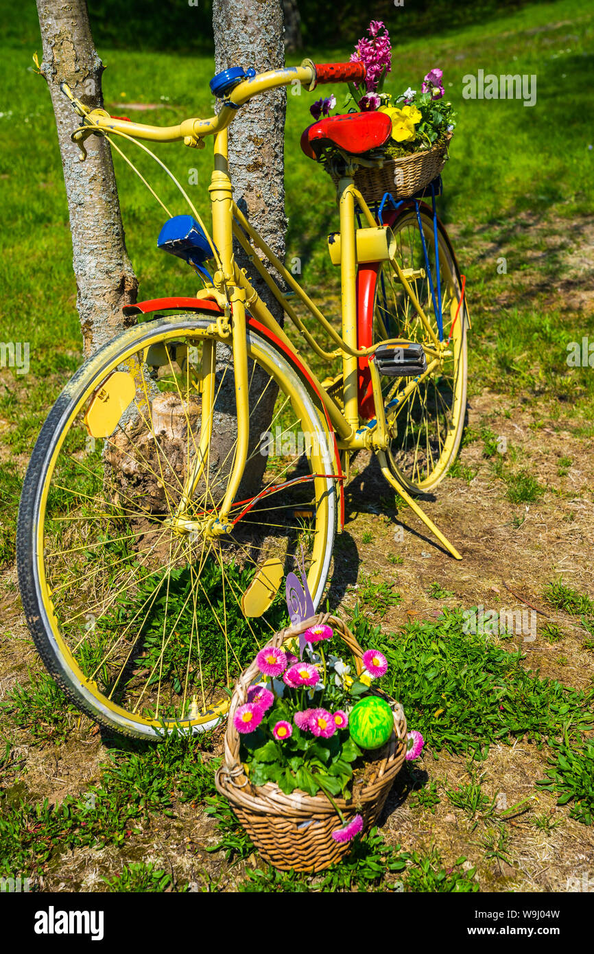 Bike decorated hi-res stock photography and images - Alamy