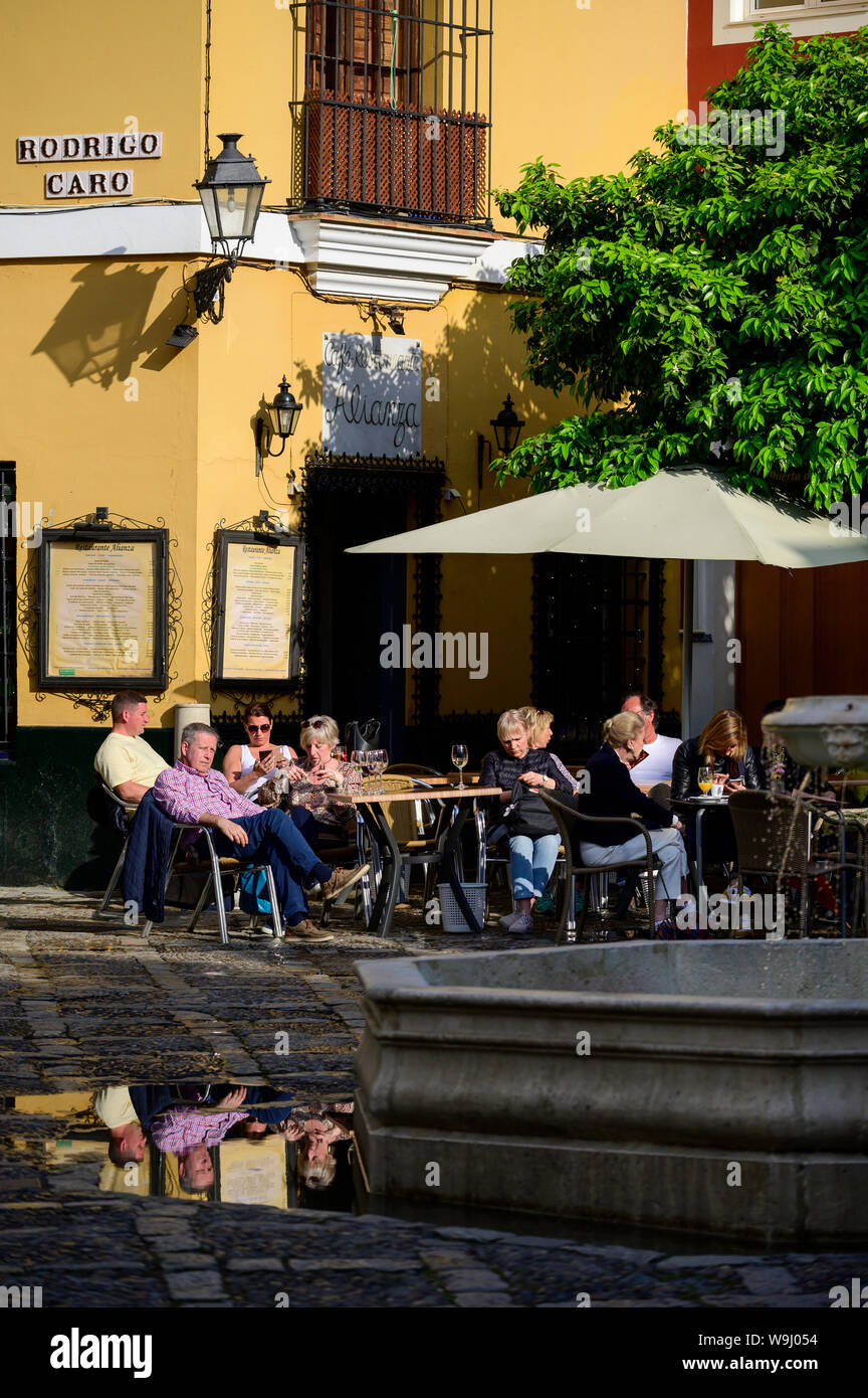 European historic cafe spain hi-res stock photography and images - Alamy