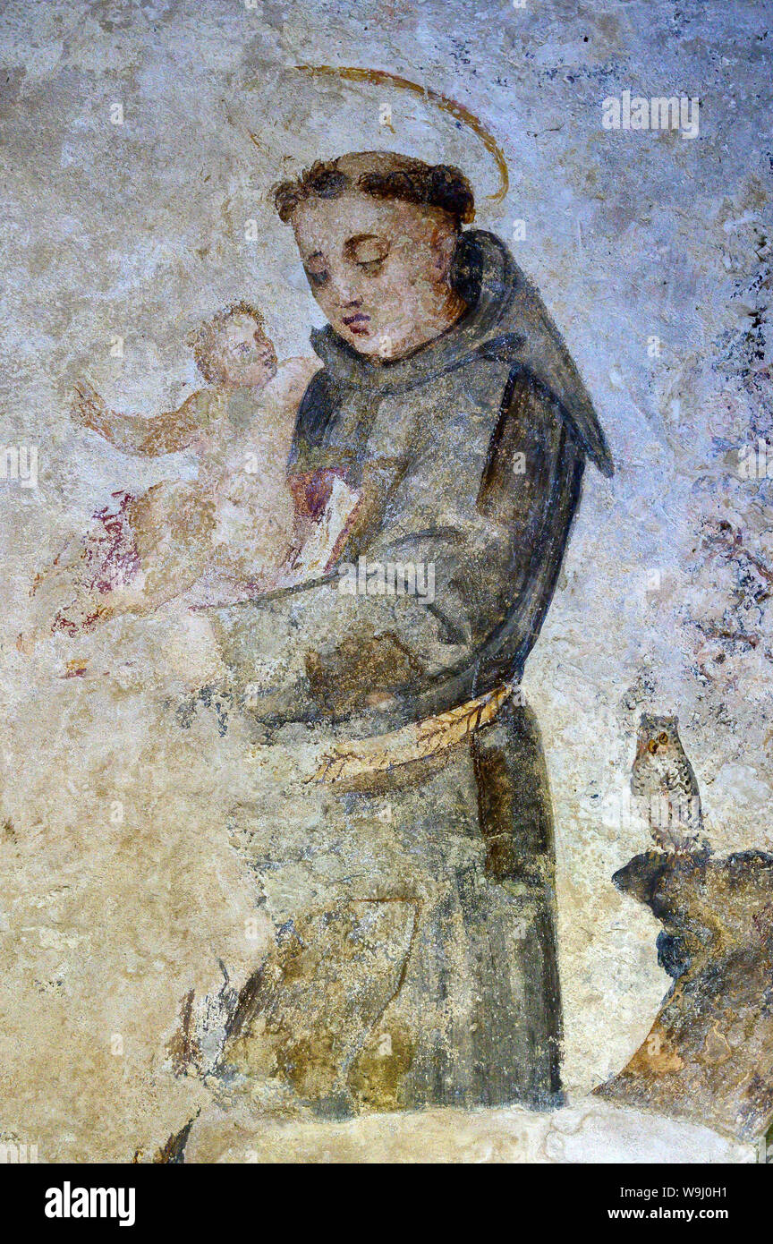 Building with mural sintra hi-res stock photography and images - Alamy