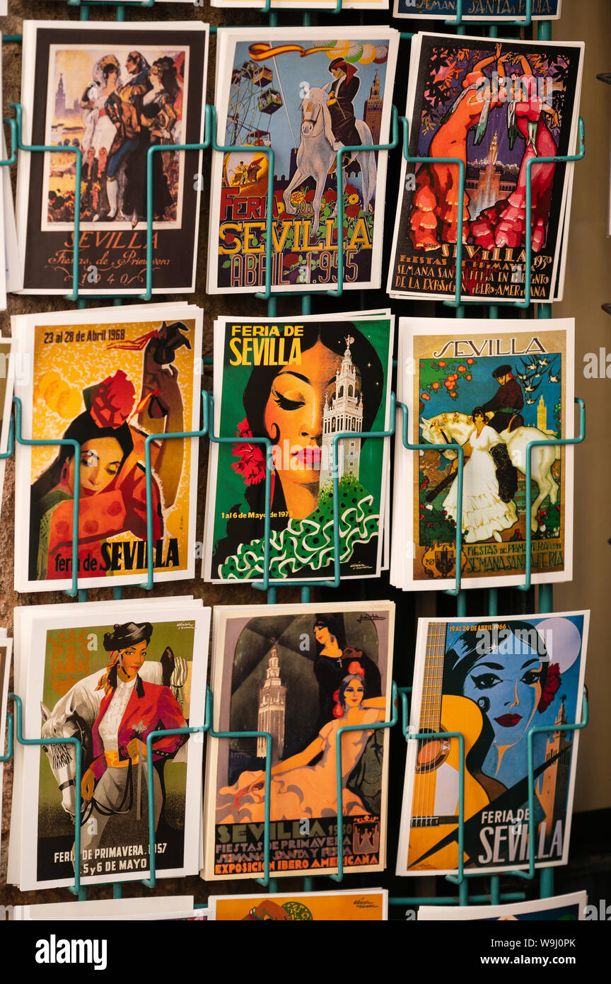 Postcard rack hi-res stock photography and images - Alamy