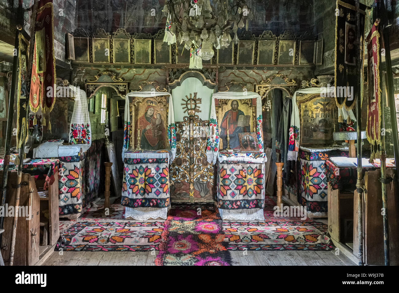 St Parascheva Church (built 1700), Poienile Izei, Maramureș, Romania ...