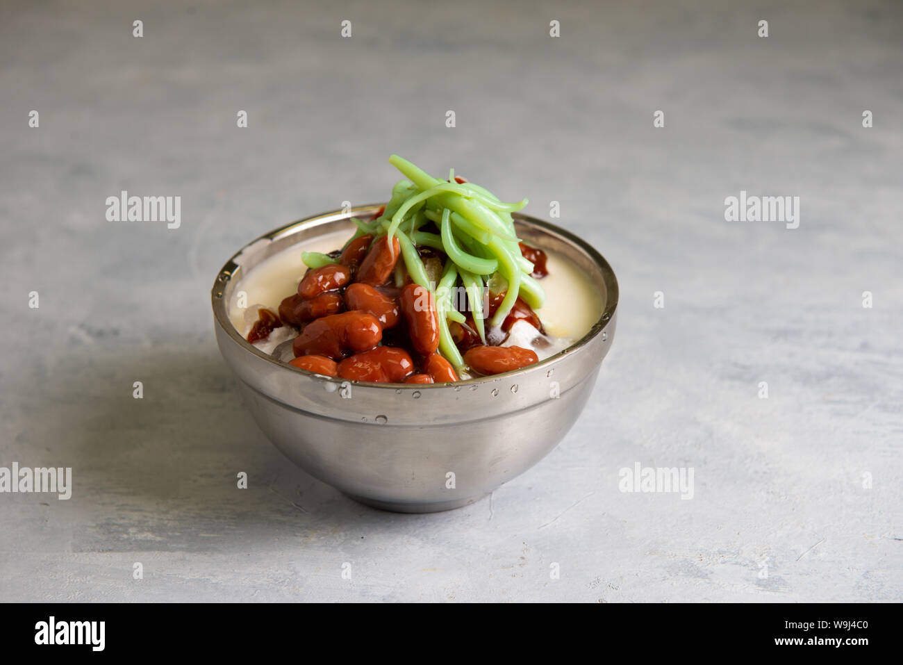 Cendol , Malaysia tradition dessert with slate background Stock Photo ...