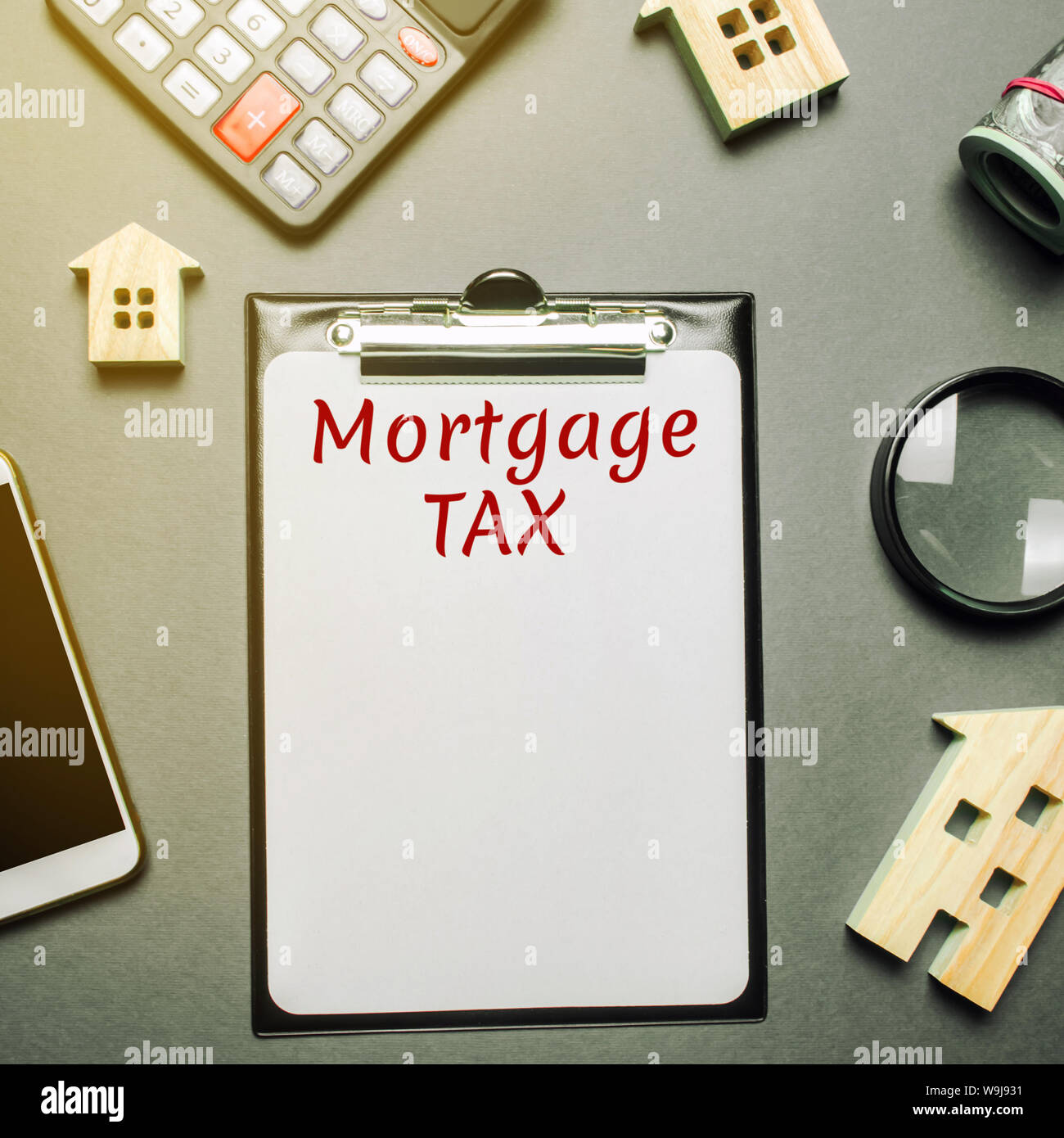 Taxes and calculation hi-res stock photography and images - Alamy