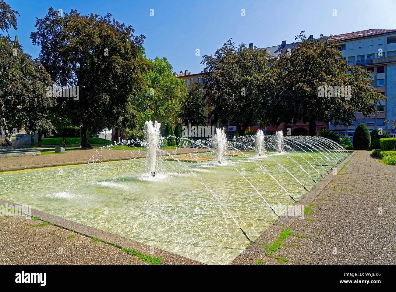 Brunnen springbrunnen hi-res stock photography and images - Alamy