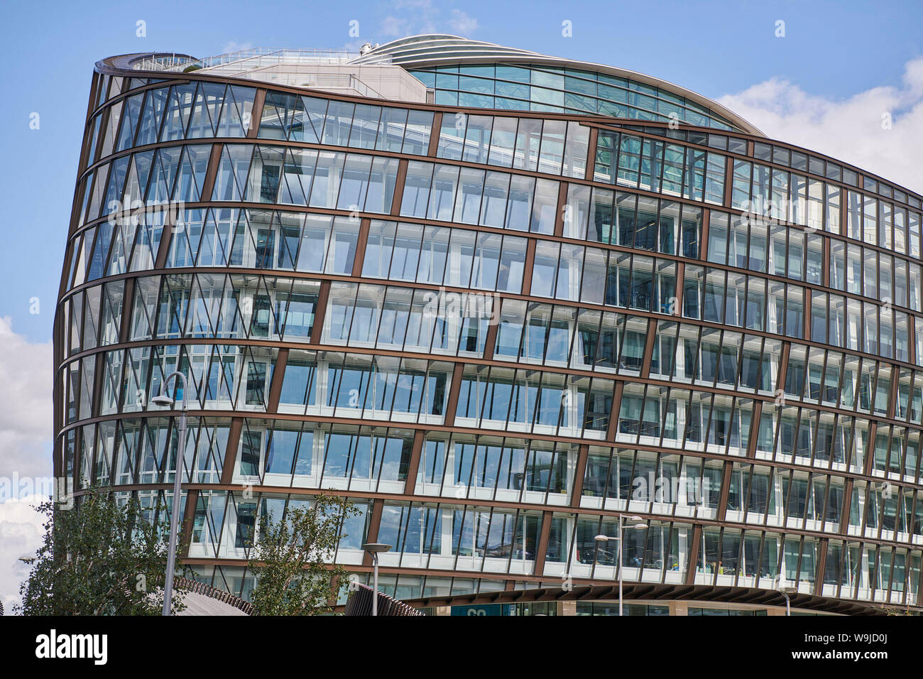 One angel square hi-res stock photography and images - Alamy